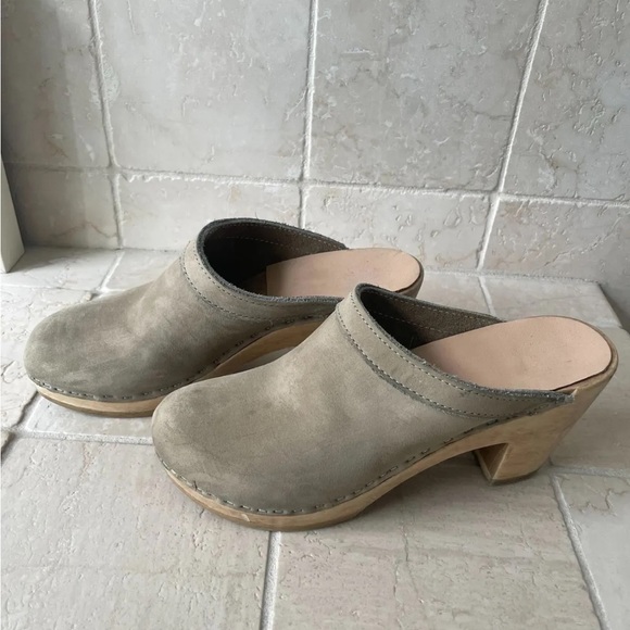 No. 6 | Shoes | No 6 Clog Old School Mid Heel Suede Size 37 | Poshmark